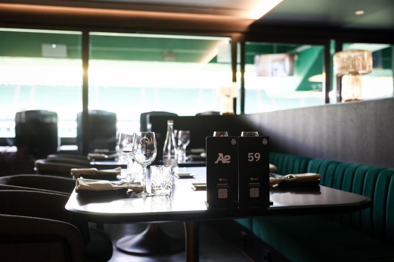 Ficheiro:Deluxe Emerald Lounge - Agosto de 2025.jpg | Wiki Sporting